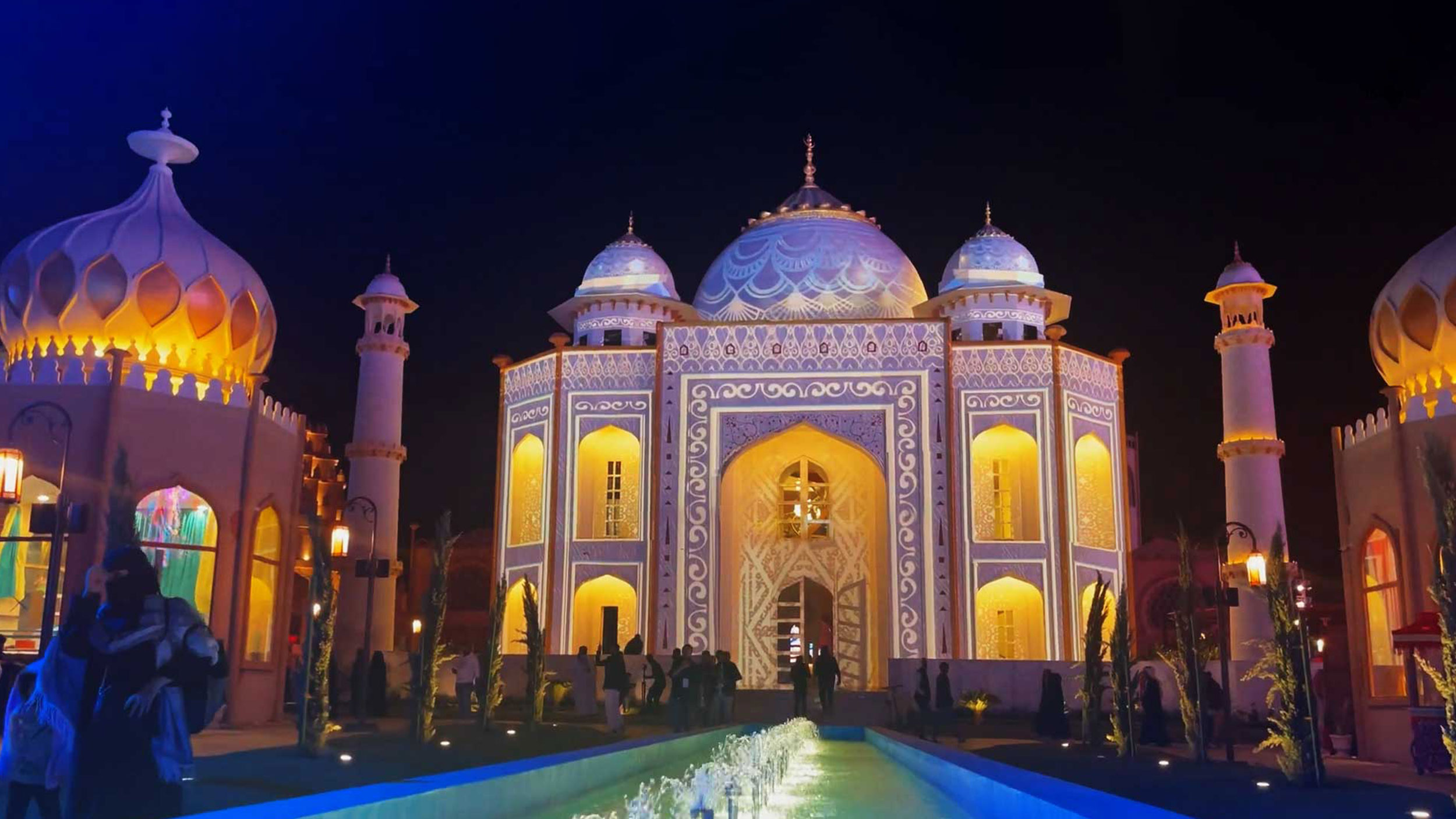 Creation of projection mapping content of Boulevard world theme park ...